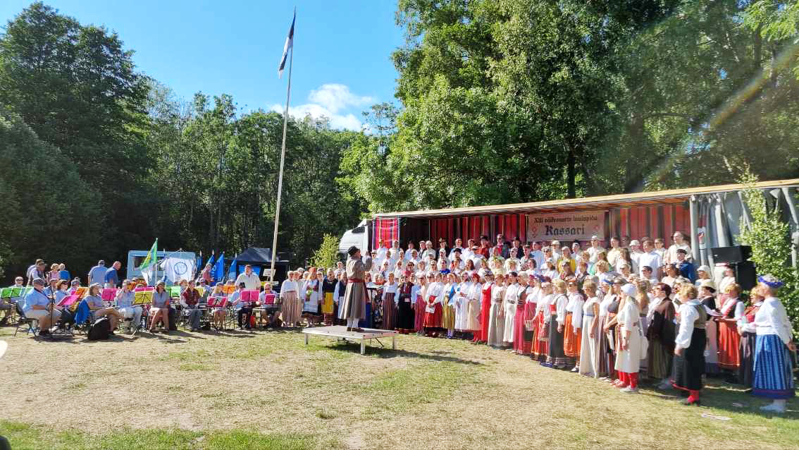 Eesti Kultuuriseltside Ühendus kohtus Kassaris - Eesti Elu